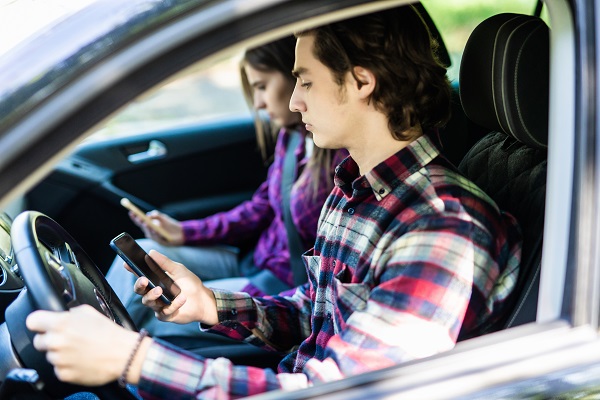 Texas ranks No. 8 for Distracted Driving | The Herrera Law Firm